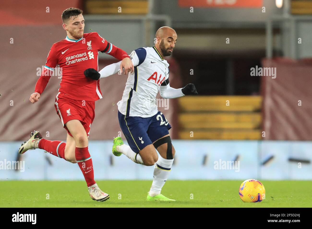 Andrew robertson liverpool tottenham hi-res stock photography and ...