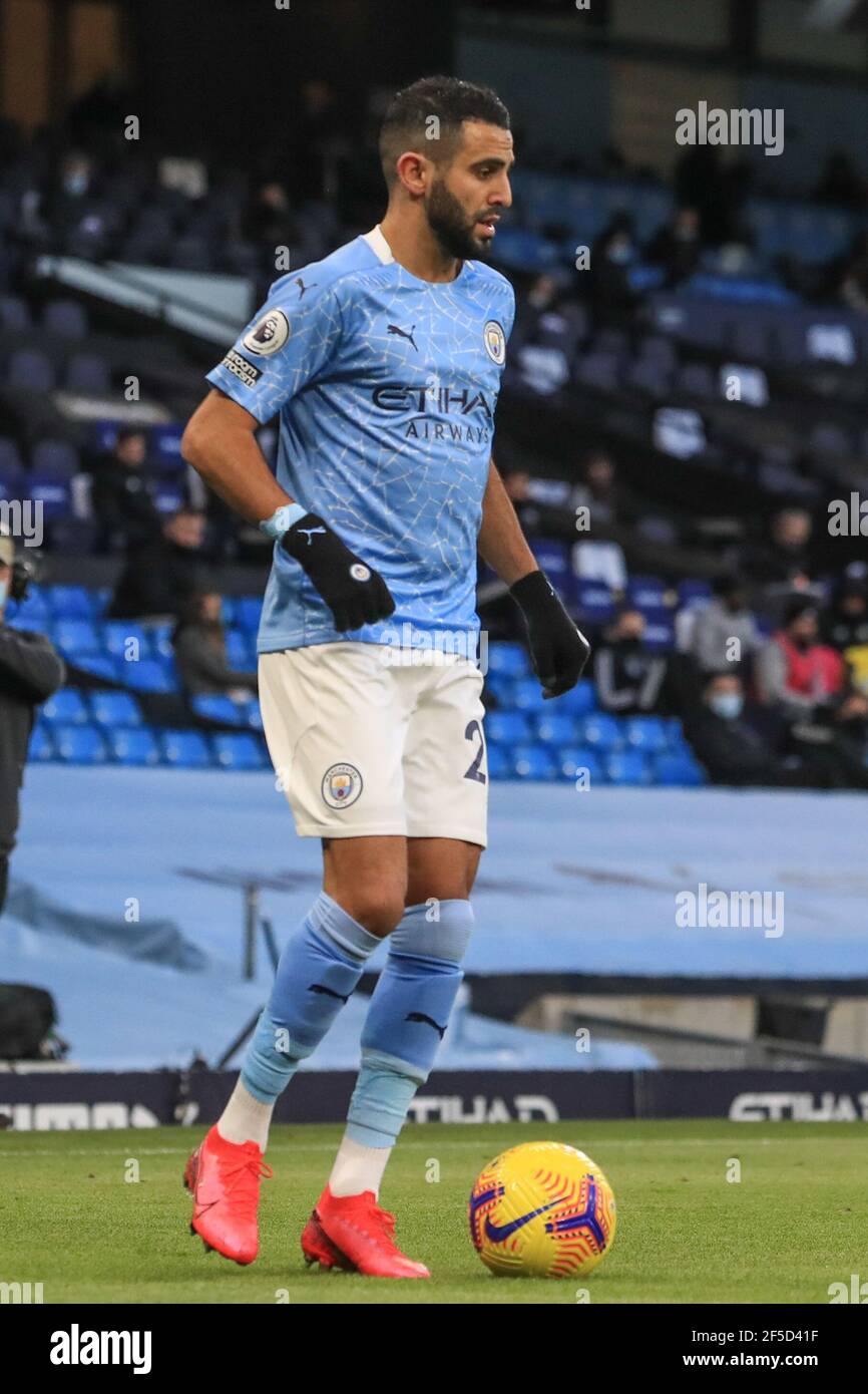 Riyad Mahrez #26 of Manchester City Stock Photo - Alamy