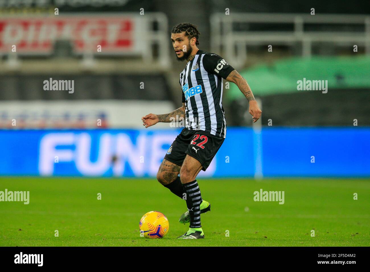 DeAndre Yedlin #22 of Newcastle United with the ball Stock Photo - Alamy