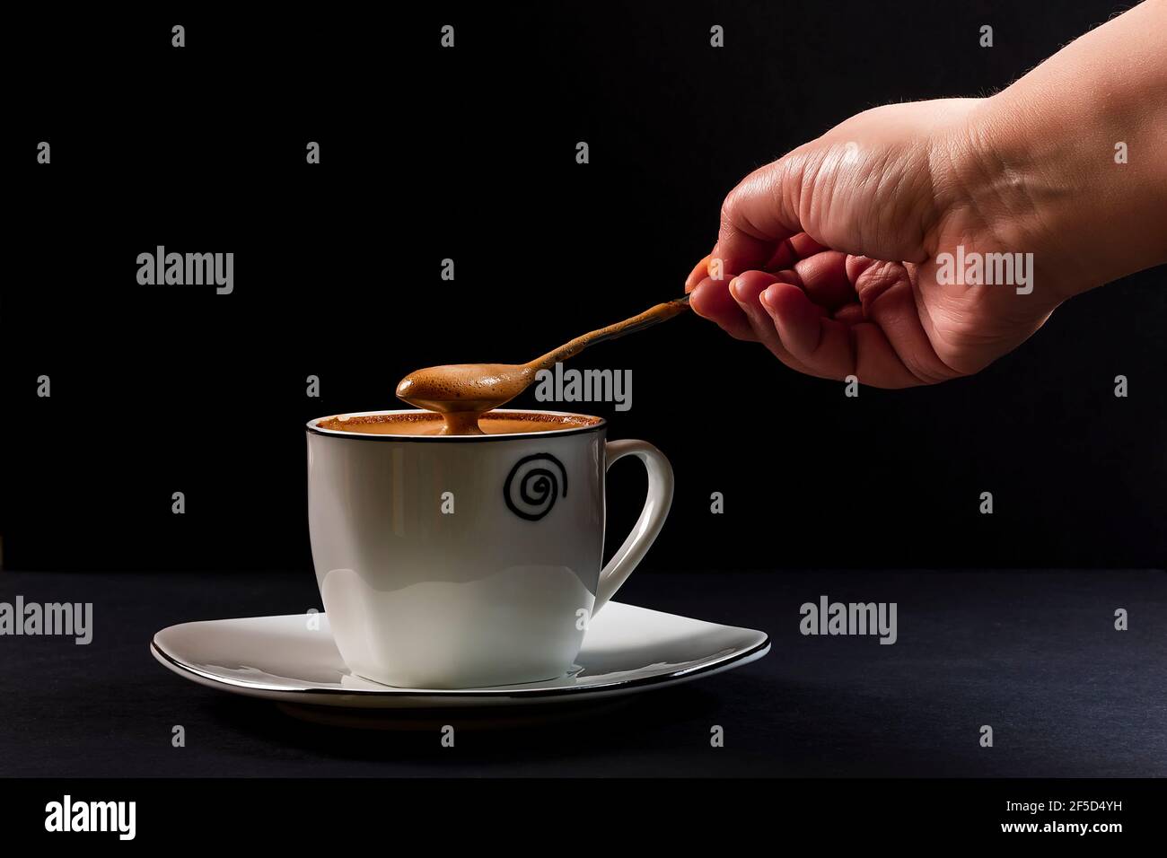 Horizontal format photo hi-res stock photography and images - Alamy