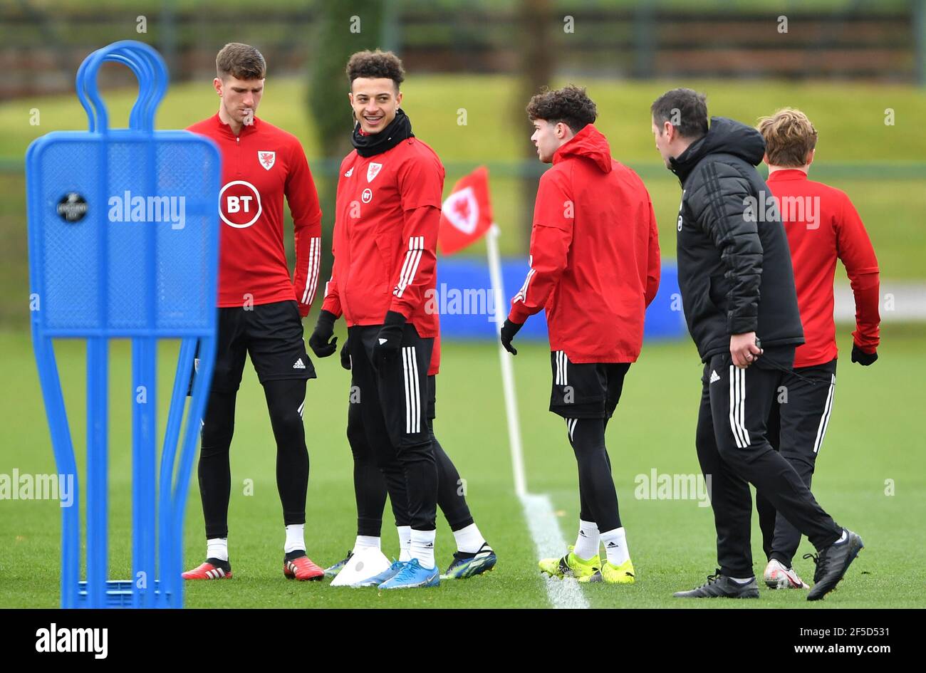 Wales' Ethan Ampadu (centre) during the training session at the Vale ...