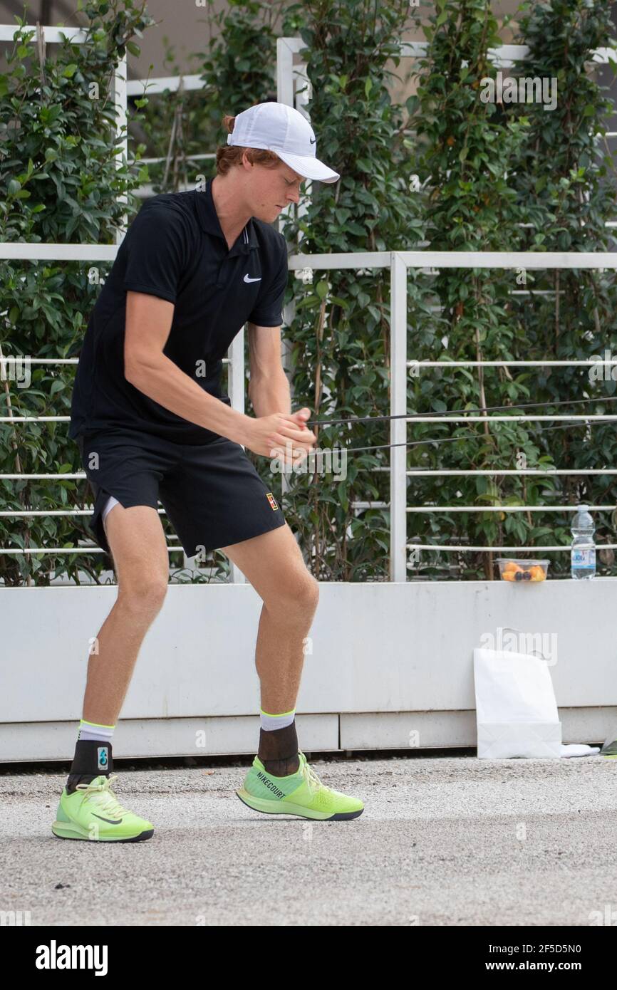 Sinner training hi-res stock photography and images - Alamy