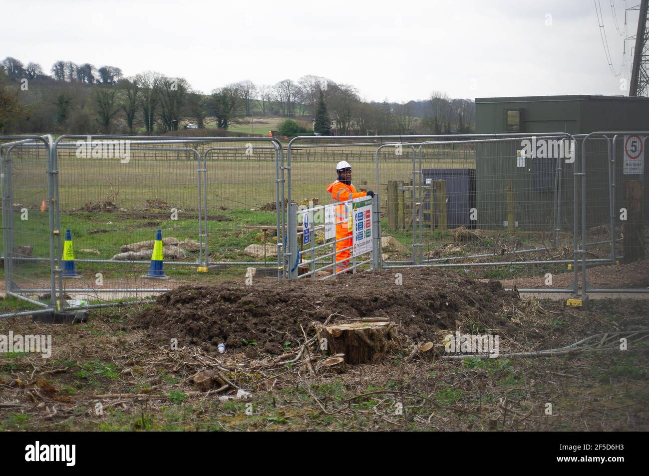 Hs2 tactics hi-res stock photography and images - Alamy