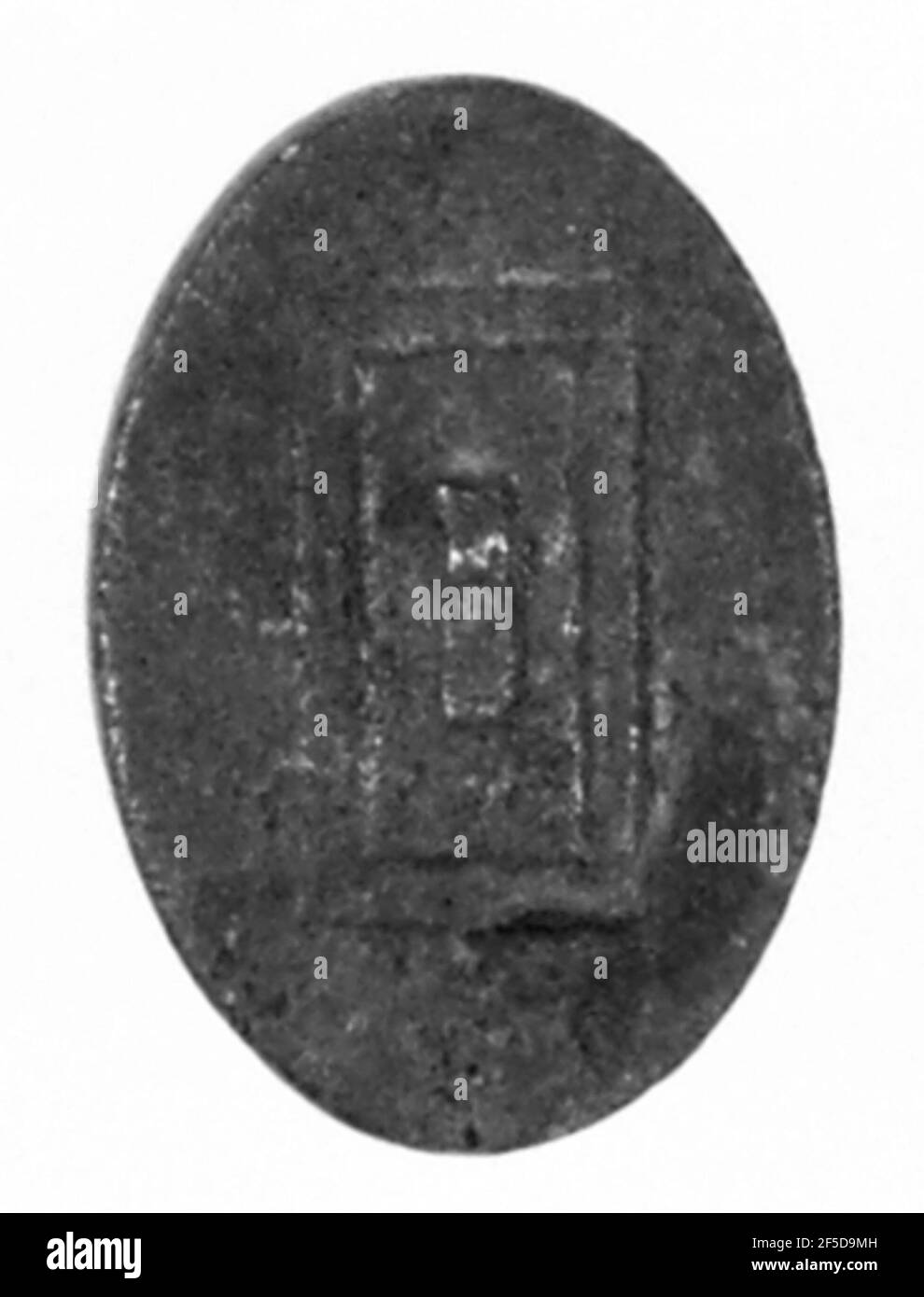 Oval base hi-res stock photography and images - Alamy