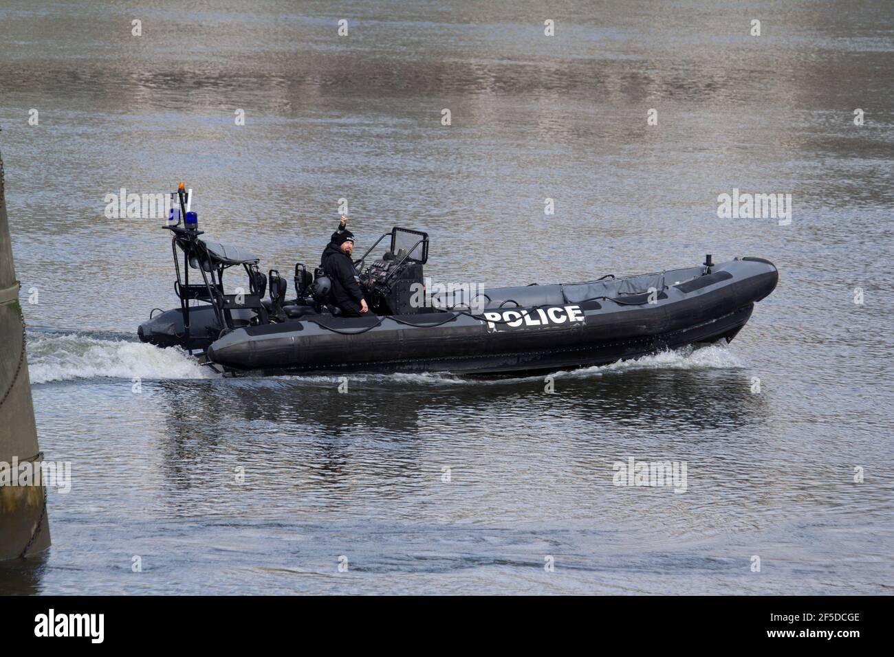 Metropolitan Police Marine Policing Unit Rib, rigid inflatable boat on ...