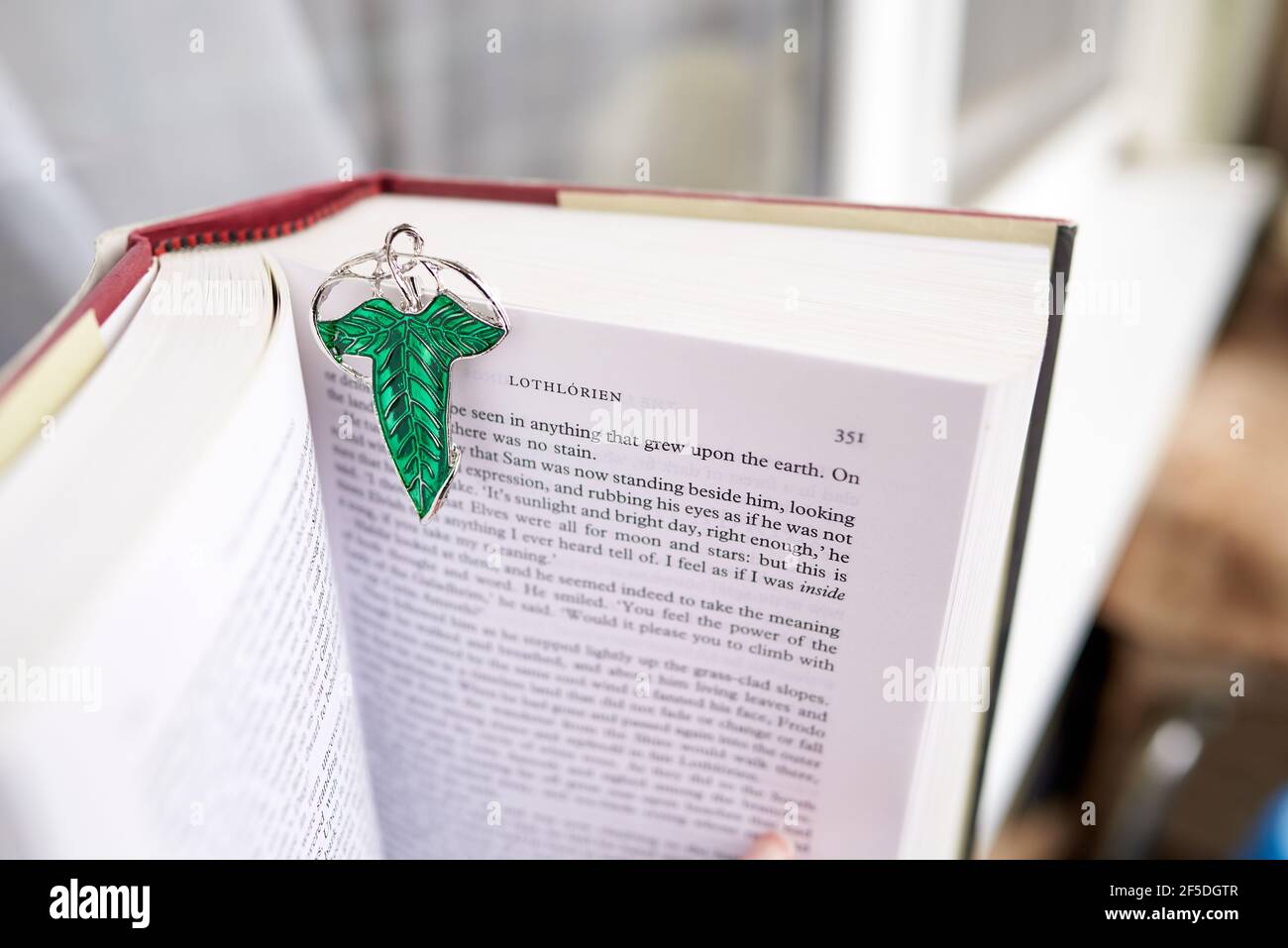 Lord of the rings elves hi-res stock photography and images - Alamy