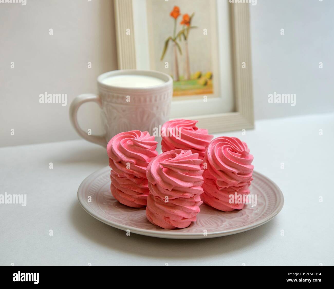 Fruity zephyr hi-res stock photography and images - Alamy