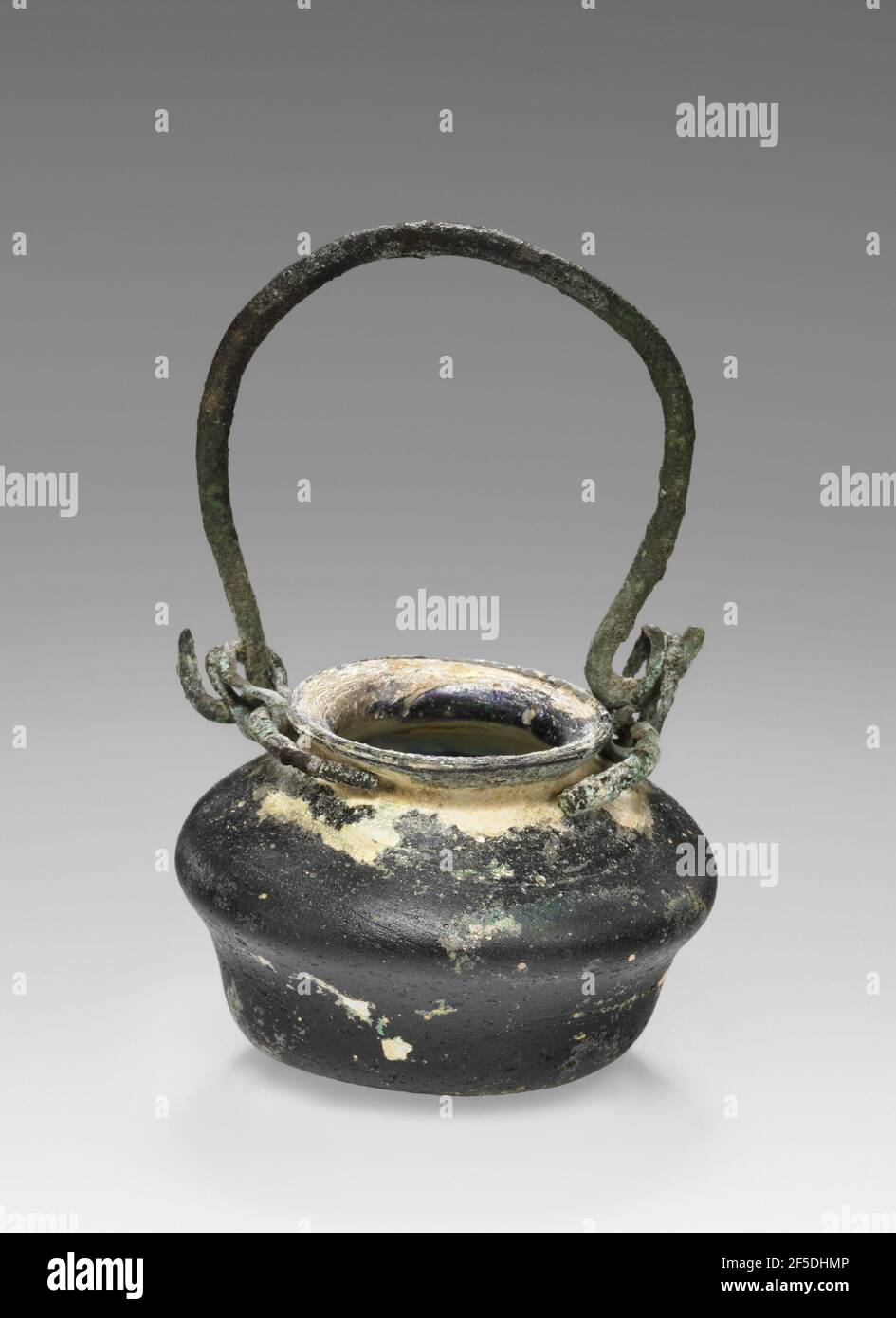 Pot with handle hi-res stock photography and images - Alamy