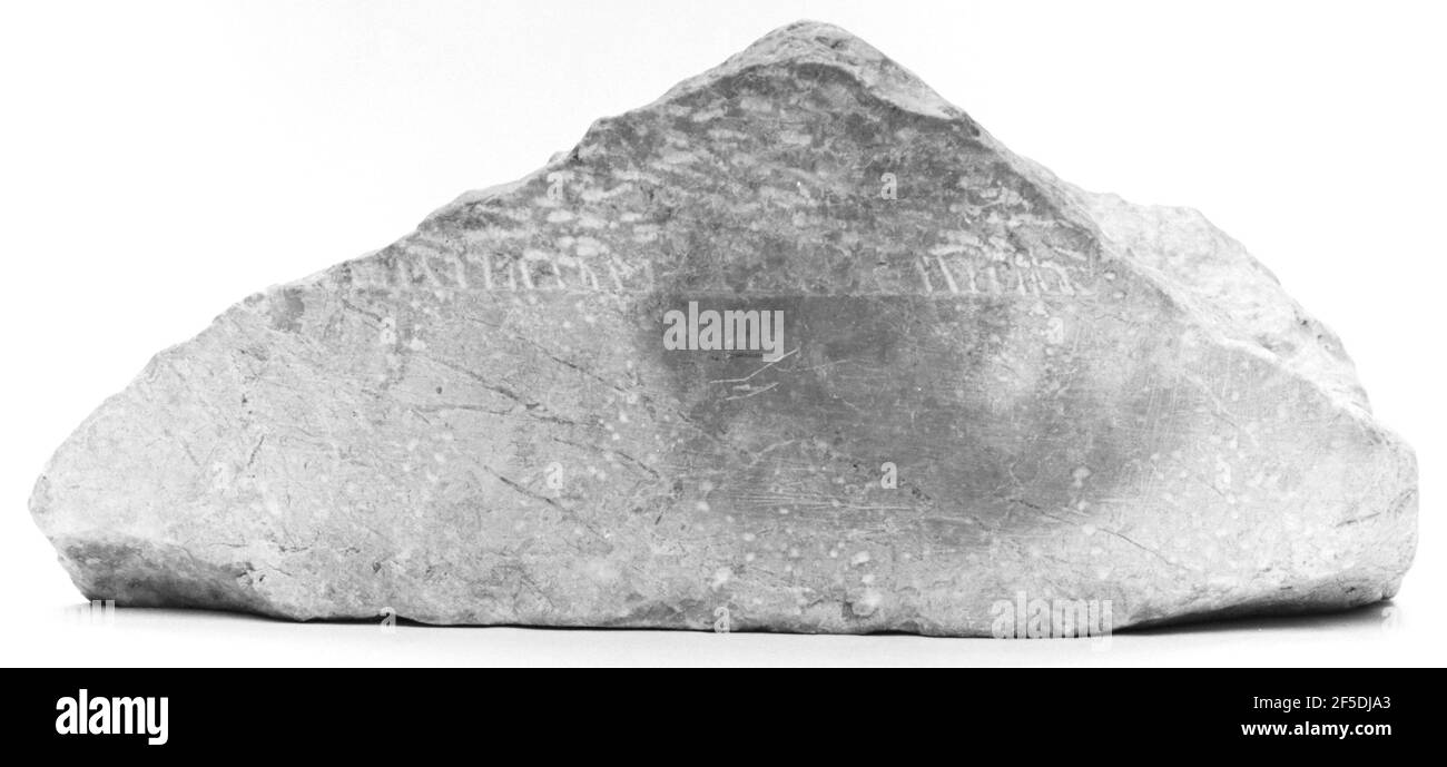 Fragmentary sculpture hi-res stock photography and images - Alamy