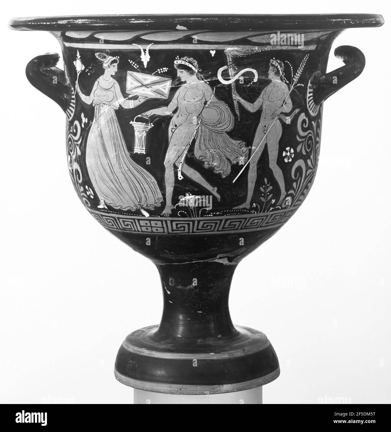 Apulian Red-Figure Bell Krater. Attributed to the Circle of the Patera ...