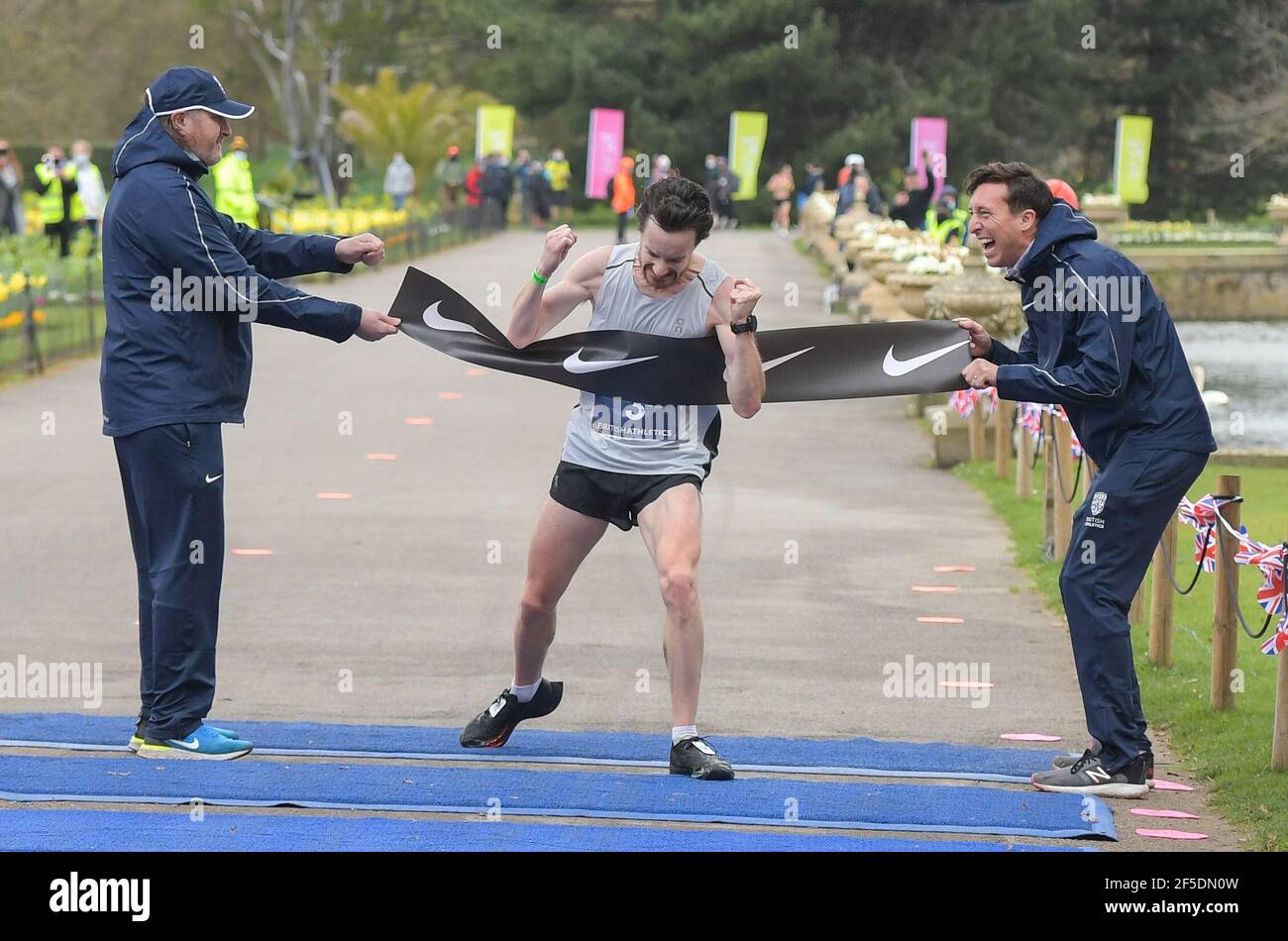 Kew, UK. 26th Mar, 2021. Men's marathon winner Christopher Thompson ...