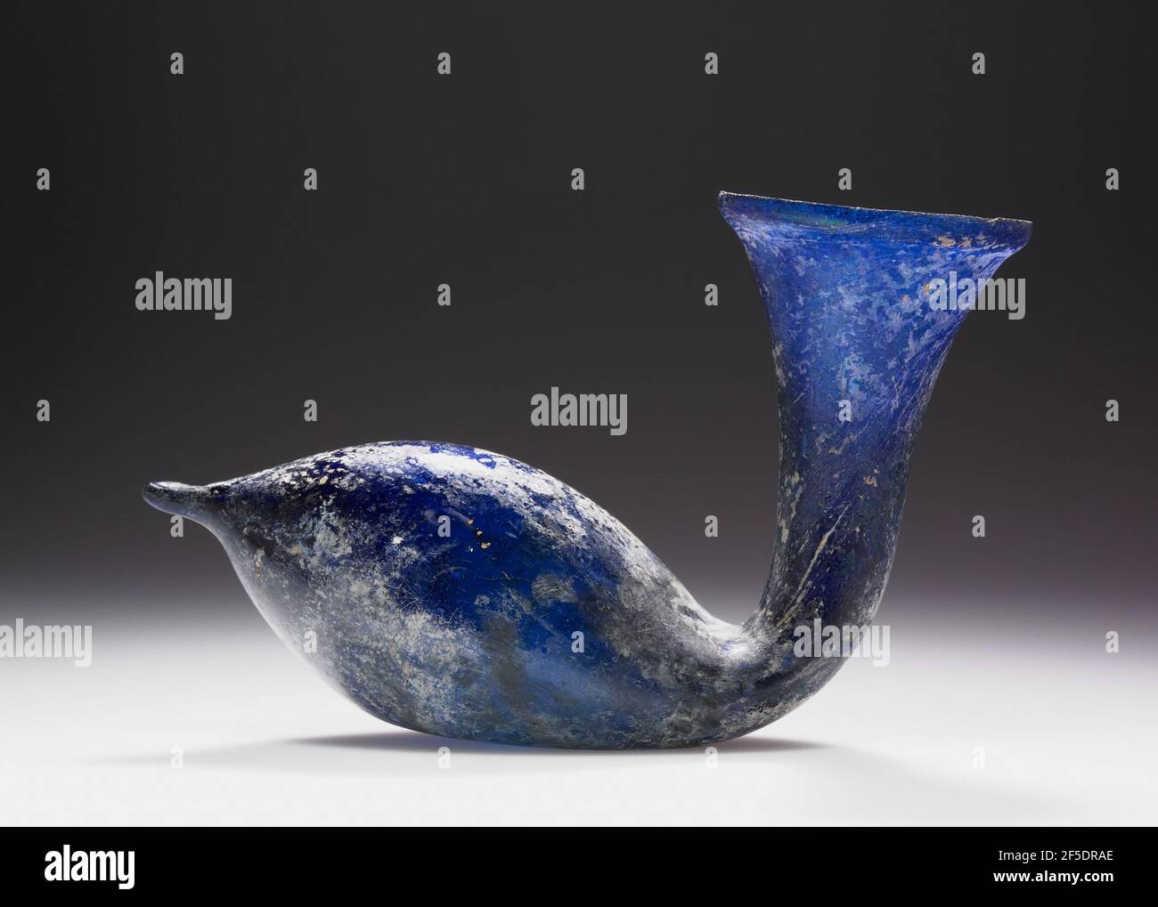 Shaped flask hi-res stock photography and images - Alamy