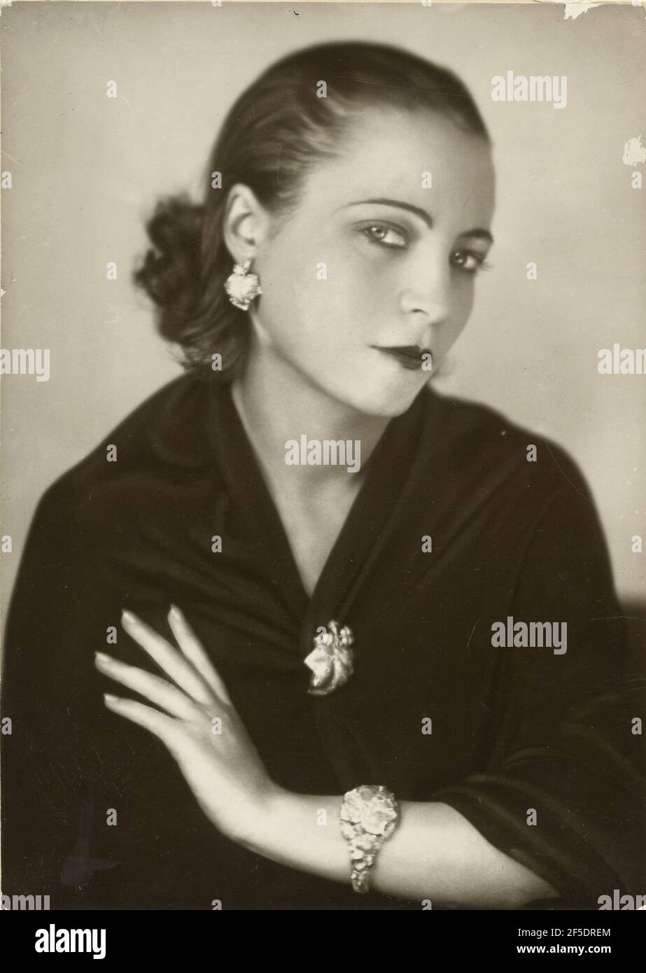 Female Portrait, French. Yva (German, 1900 - 1942 Stock Photo - Alamy