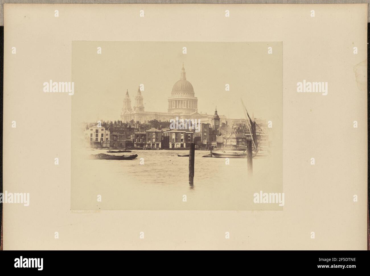 John leighton hi-res stock photography and images - Alamy