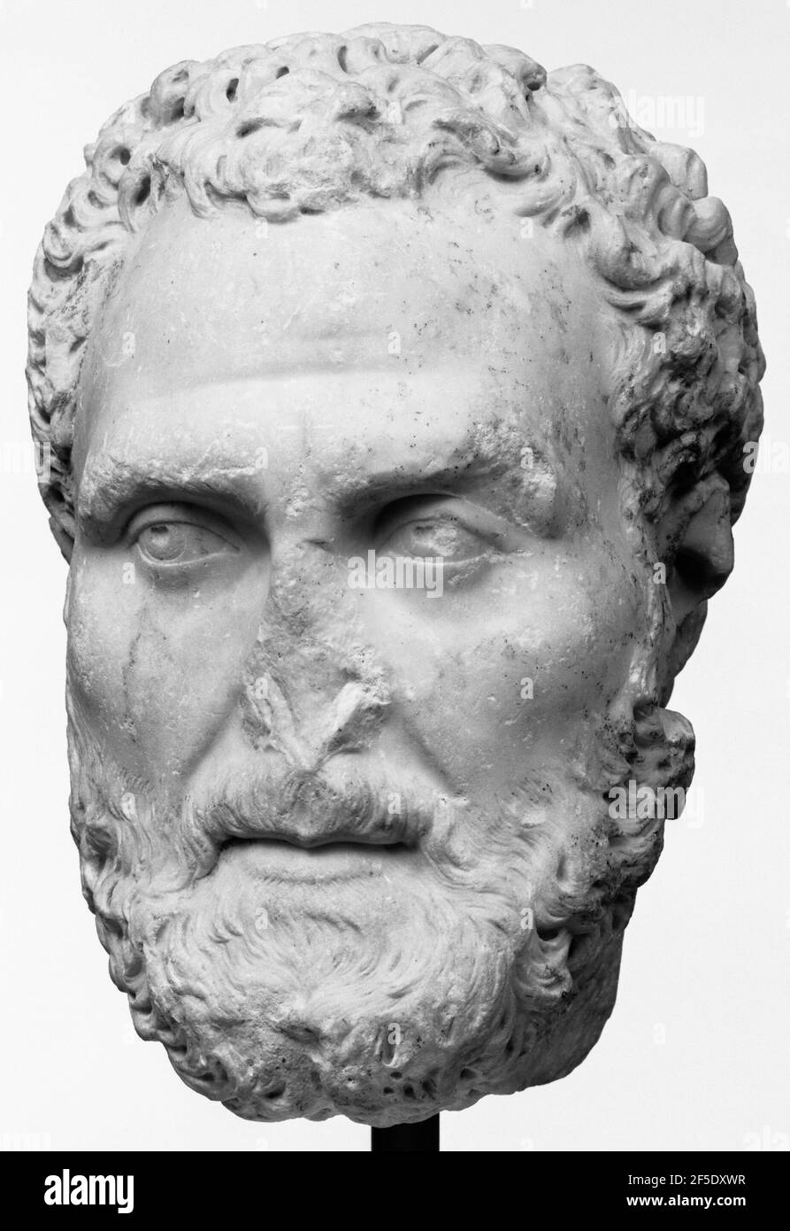 Bearded roman hi-res stock photography and images - Alamy