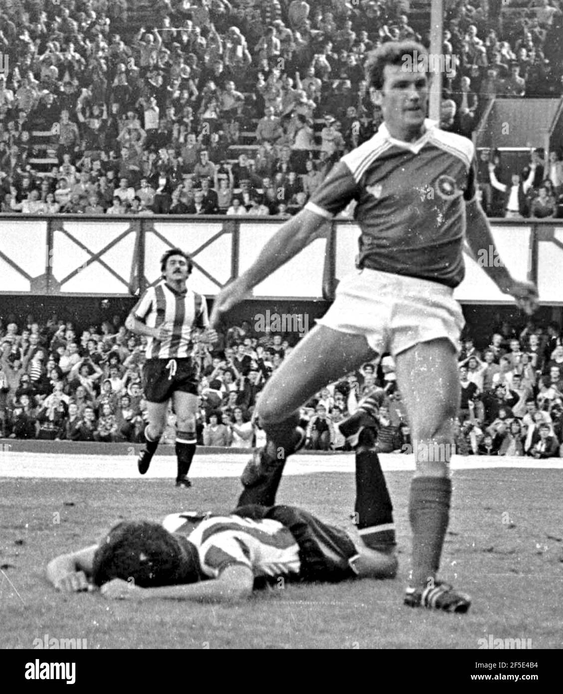 PORTSMOUTHFC, POMPEY, BILLY RAFFERTYY PIC MIKE WALKER Stock Photo - Alamy