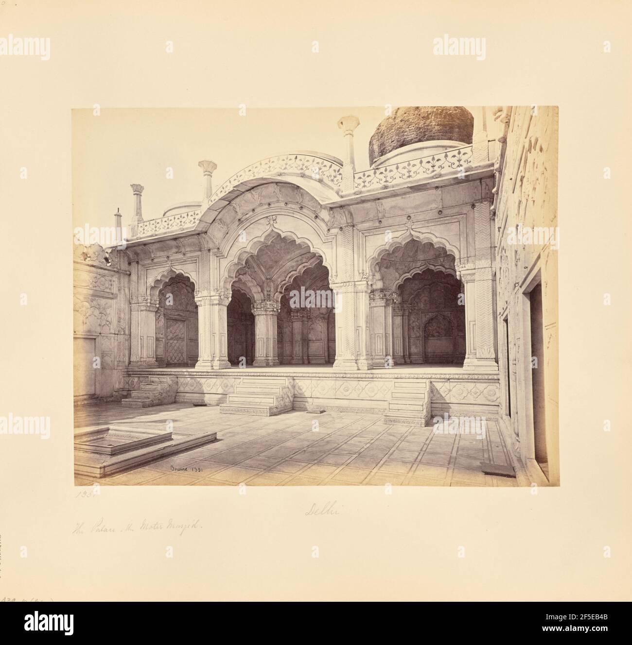 Motee hi-res stock photography and images - Alamy