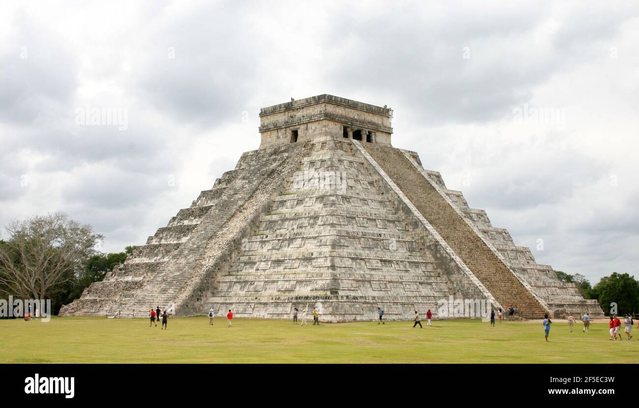 El Castillo ''the castle", known as the Temple of Kukulcán (or Kukulcán ...