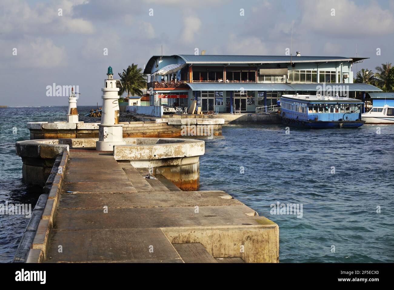 Maldives landmarks hi-res stock photography and images - Alamy