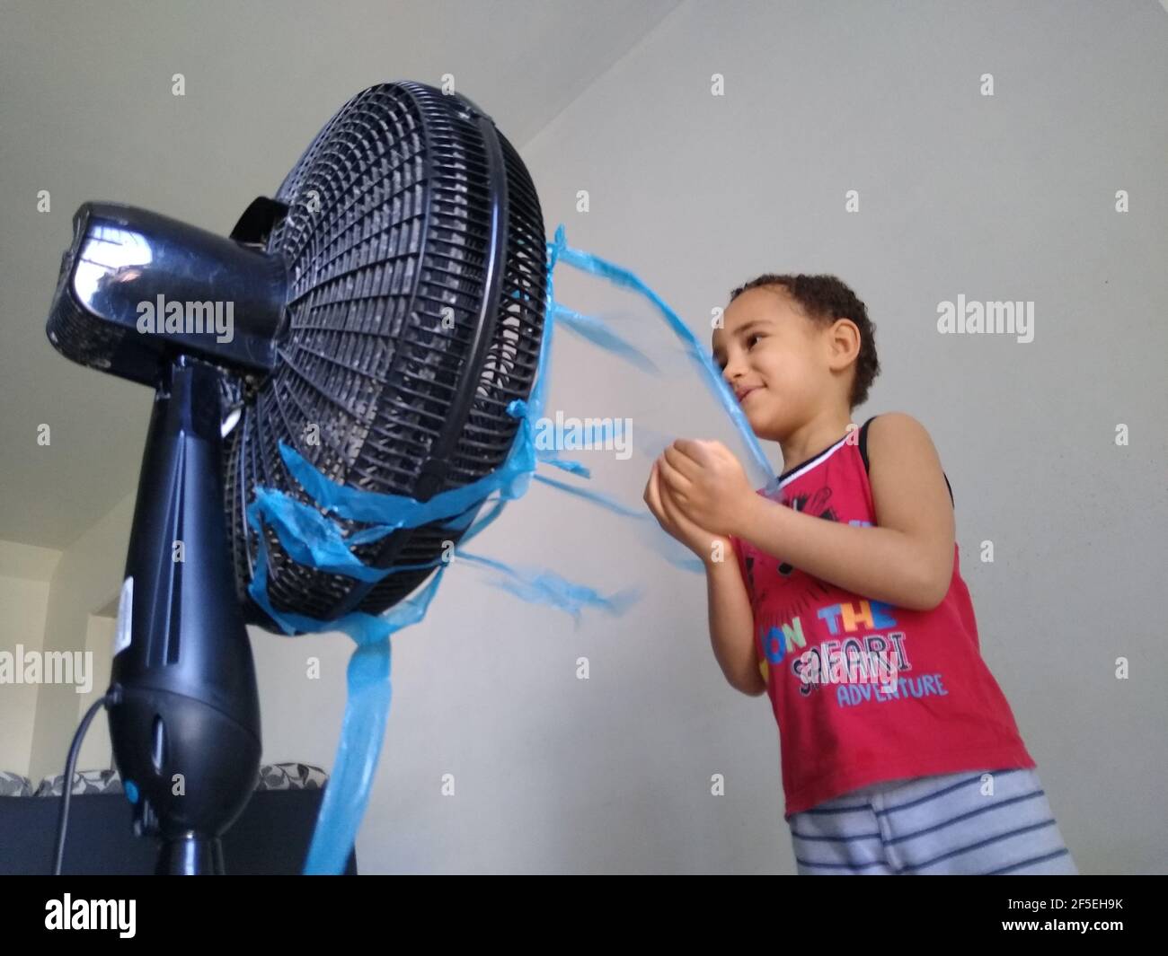 Airflow table fan hi-res stock photography and images - Alamy