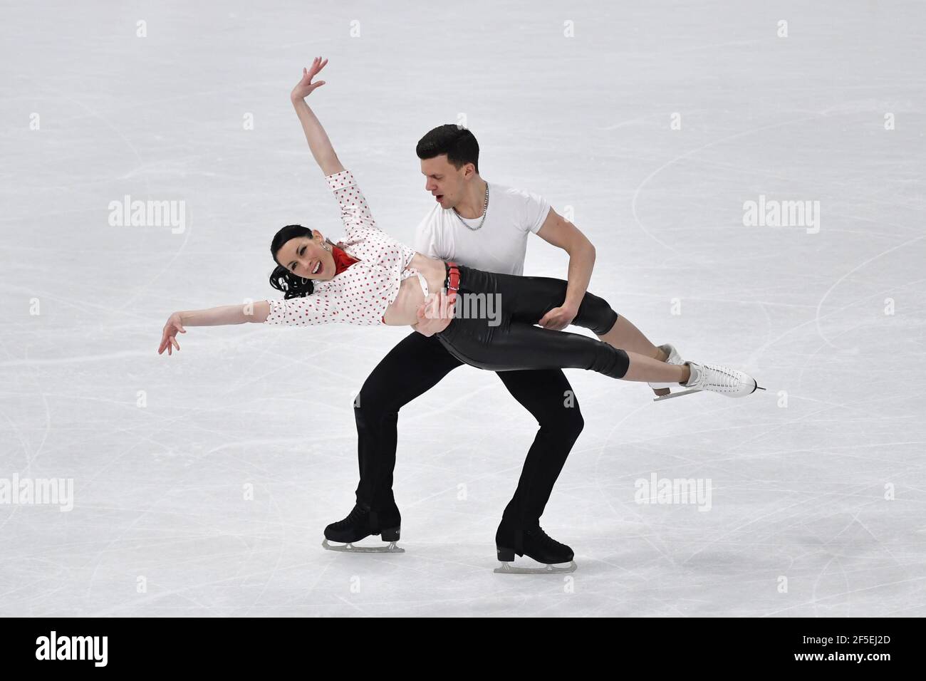 Charlene Guignard and Marco Fabbri of Italy perform during the Ice ...