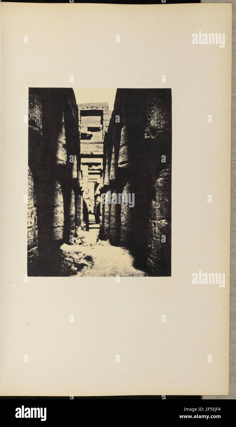 Large columned hall hi-res stock photography and images - Alamy