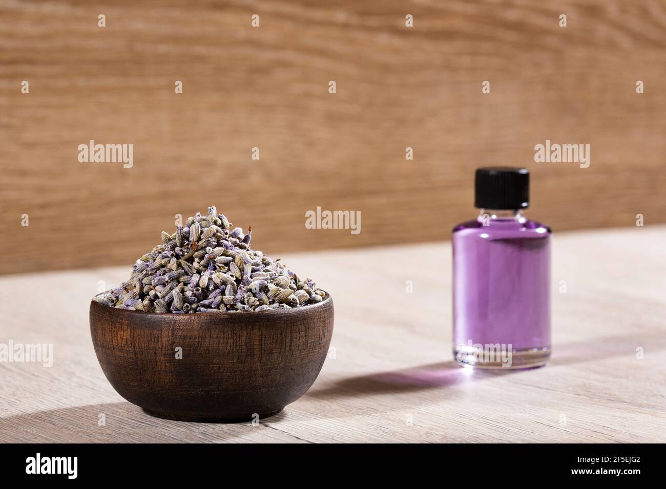Lavender spike oil hi-res stock photography and images - Alamy