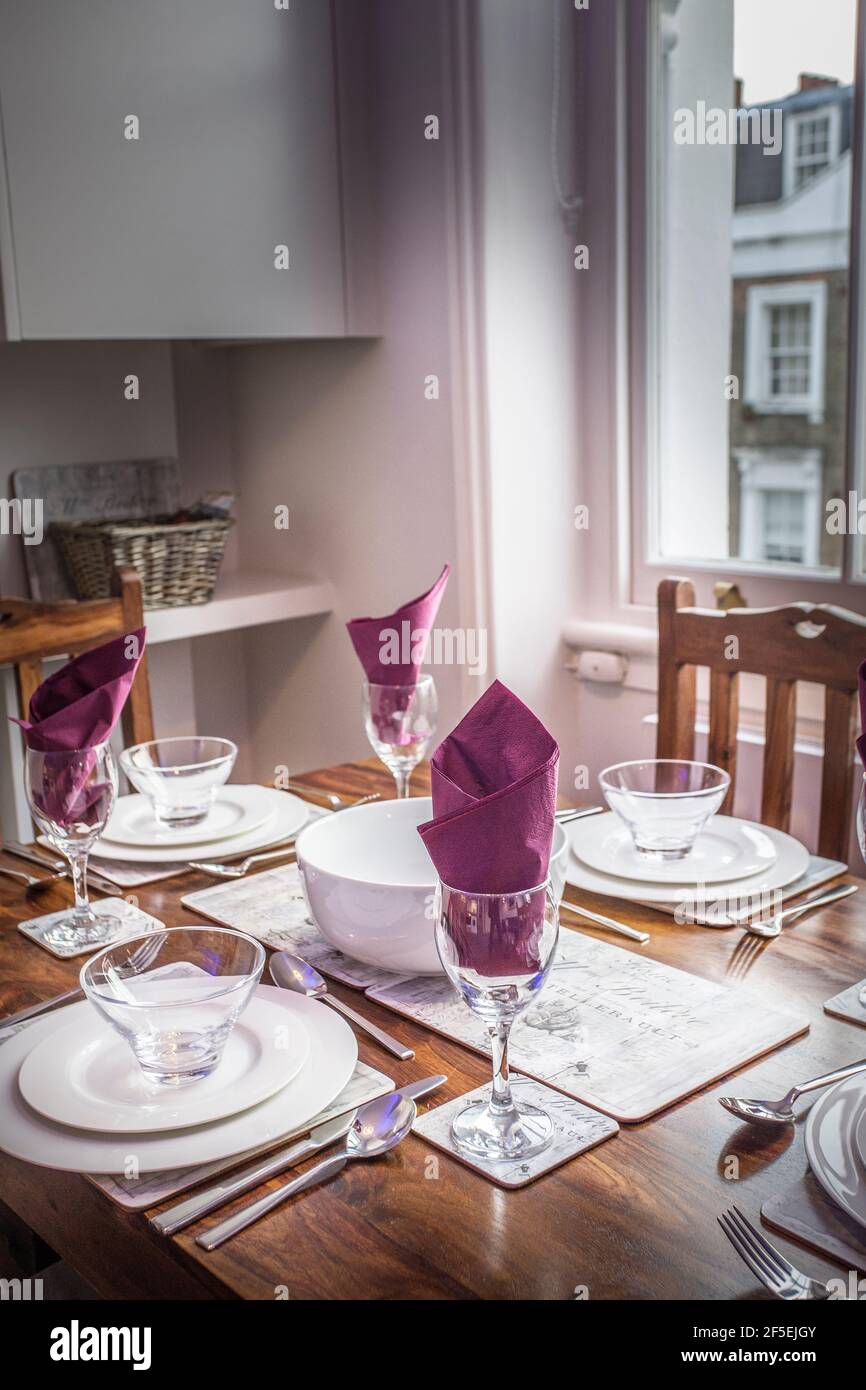 Champagne breakfast hi-res stock photography and images - Alamy