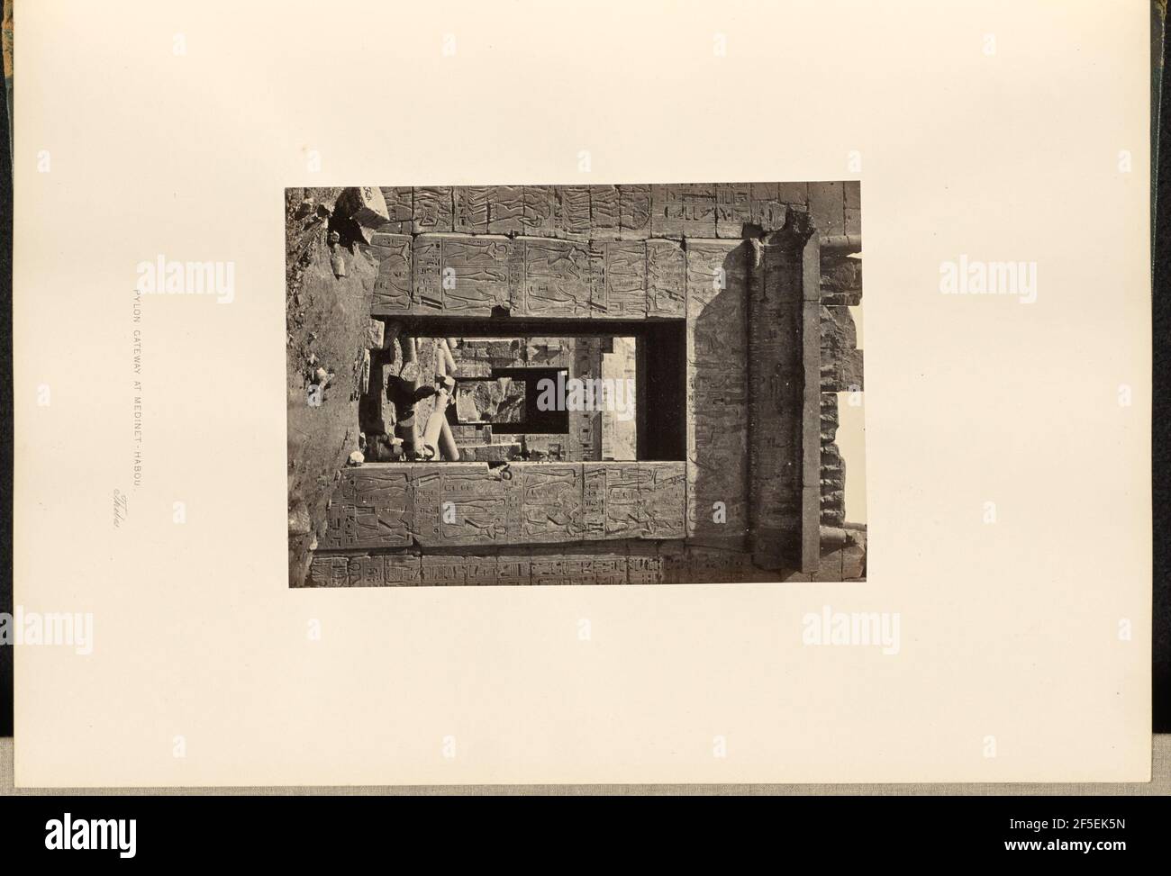 Pylon gateway hi-res stock photography and images - Alamy