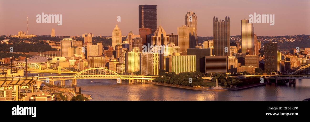 2002 HISTORICAL DOWNTOWN SKYLINE THE POINT PITTSBURGH PENNSYLVANIA USA ...