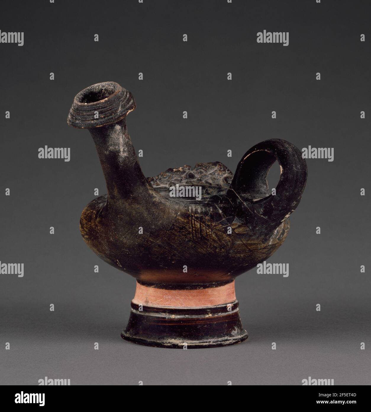 Guttus hi-res stock photography and images - Alamy