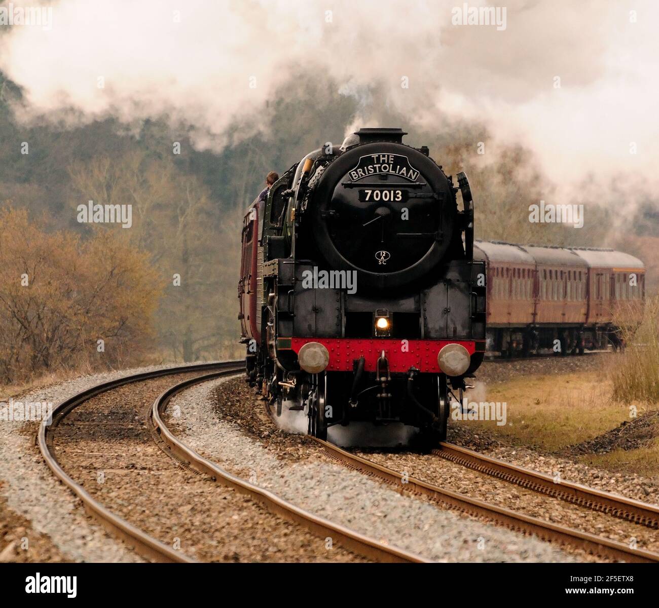 BR Standard class pacific No 70013 Oliver Cromwell hauling The ...
