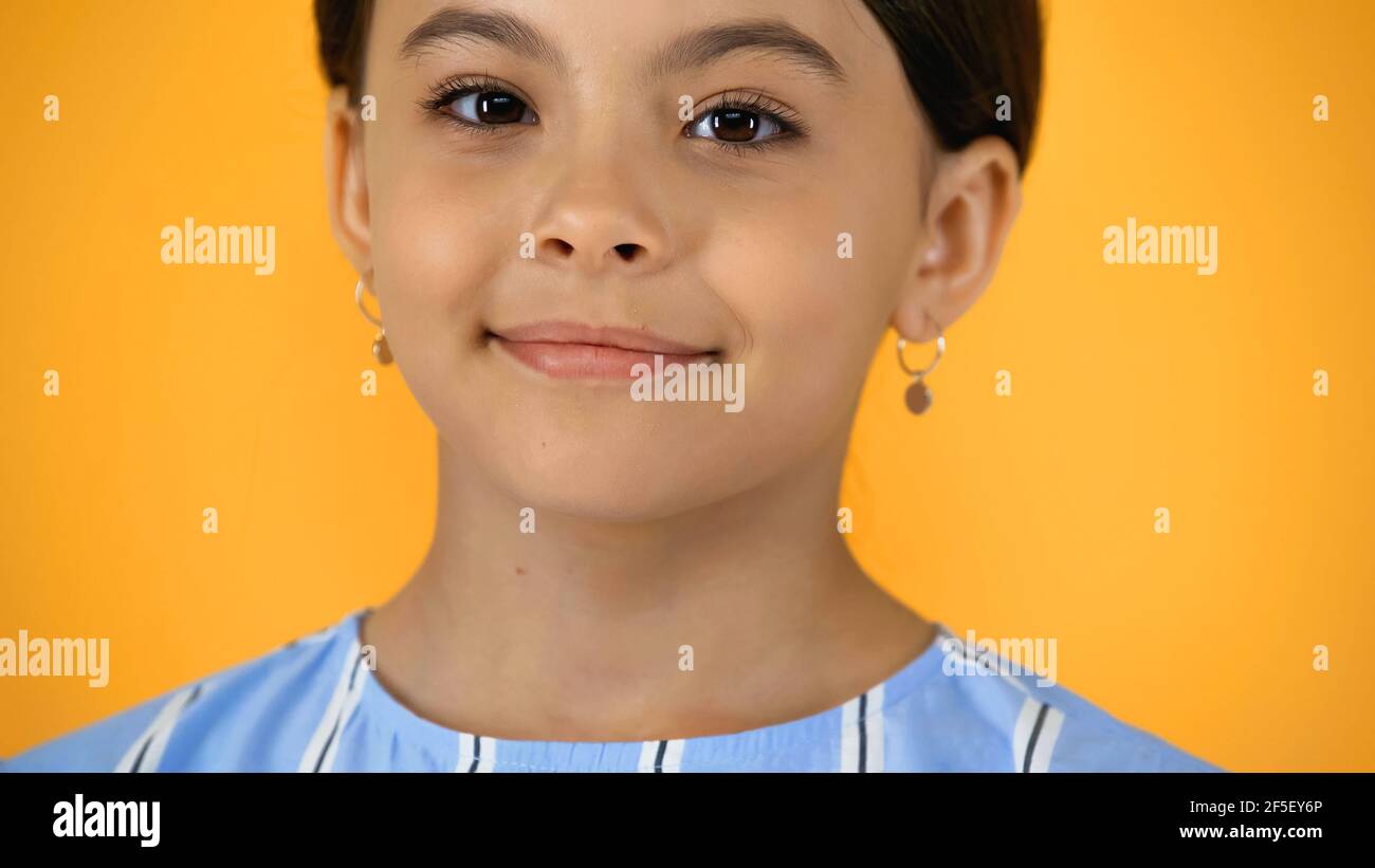 Child look camera close up hi-res stock photography and images - Alamy