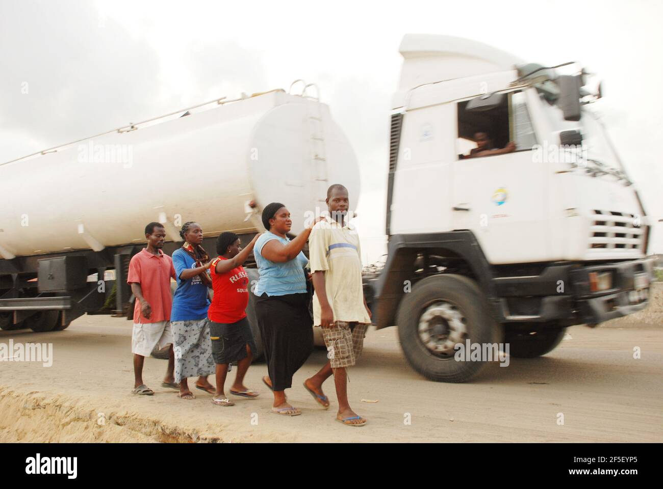 Nigerian beggars hi-res stock photography and images - Alamy
