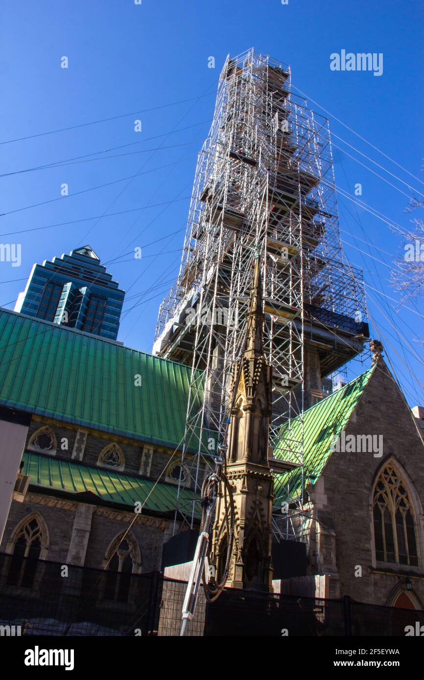 Scaffolding church spire construction hi-res stock photography and ...