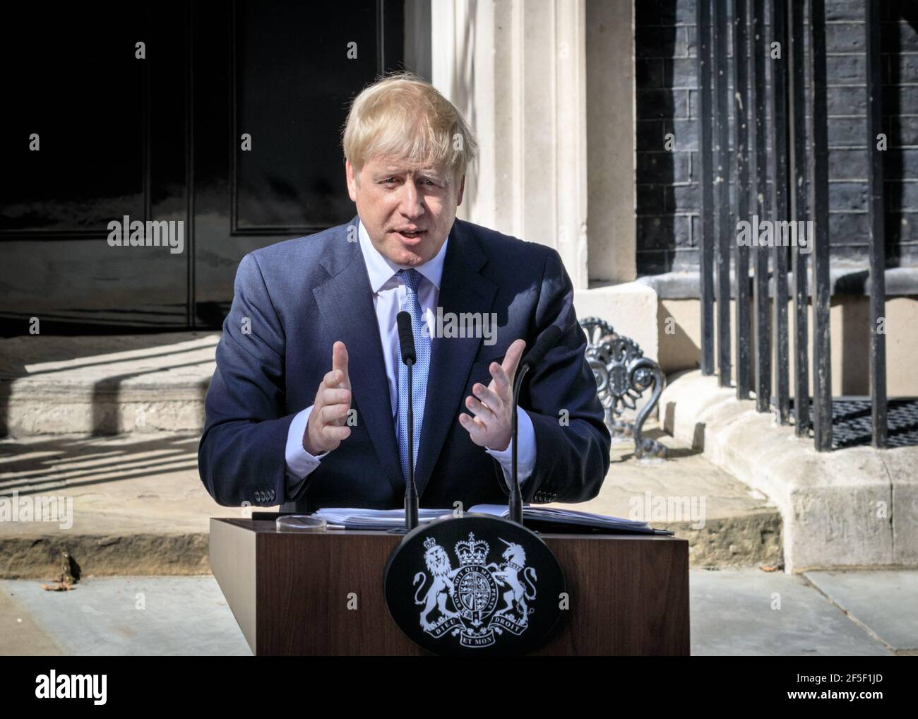 Boris johnson speech hi-res stock photography and images - Alamy