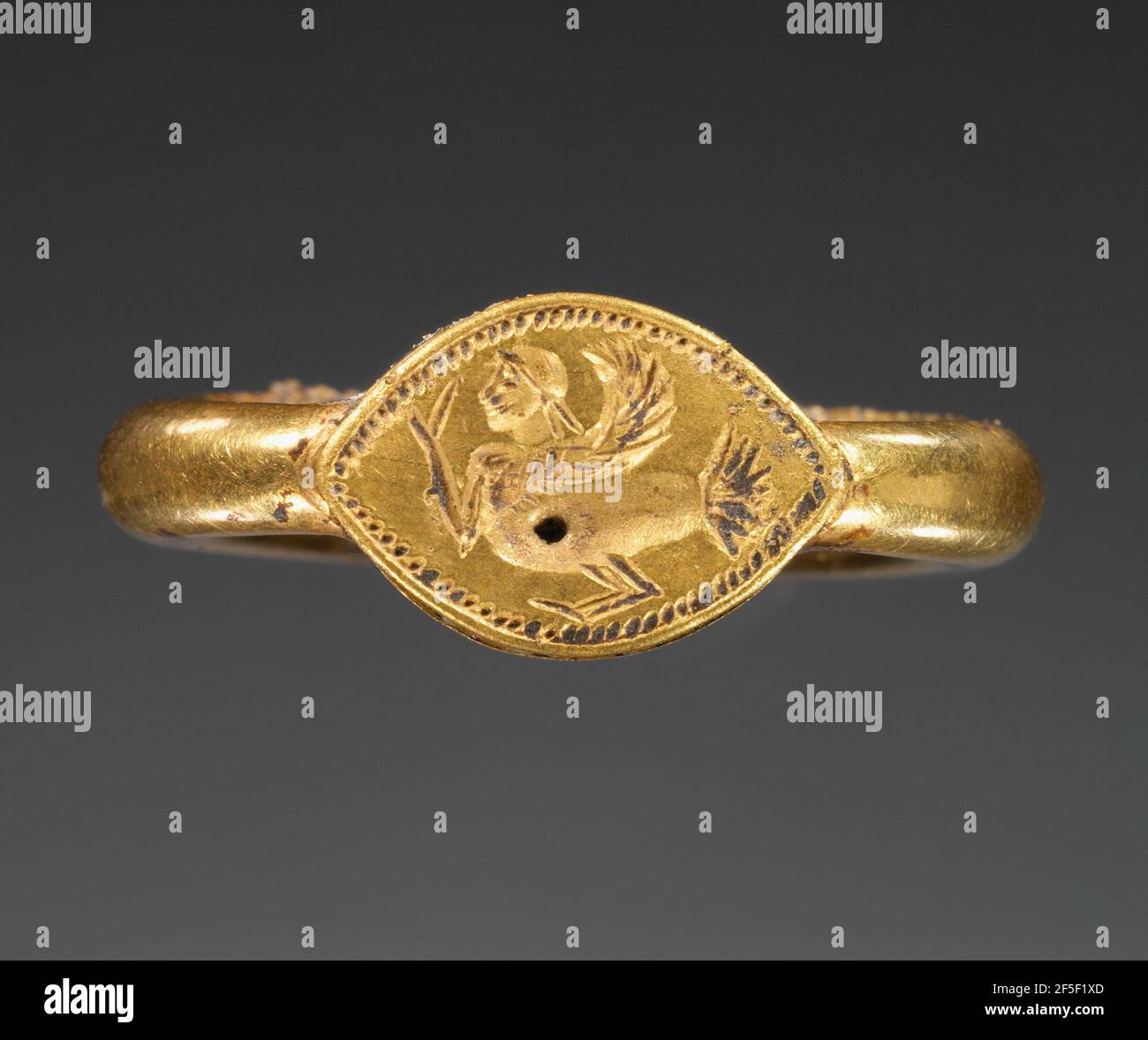 Hollow ring hi-res stock photography and images - Alamy