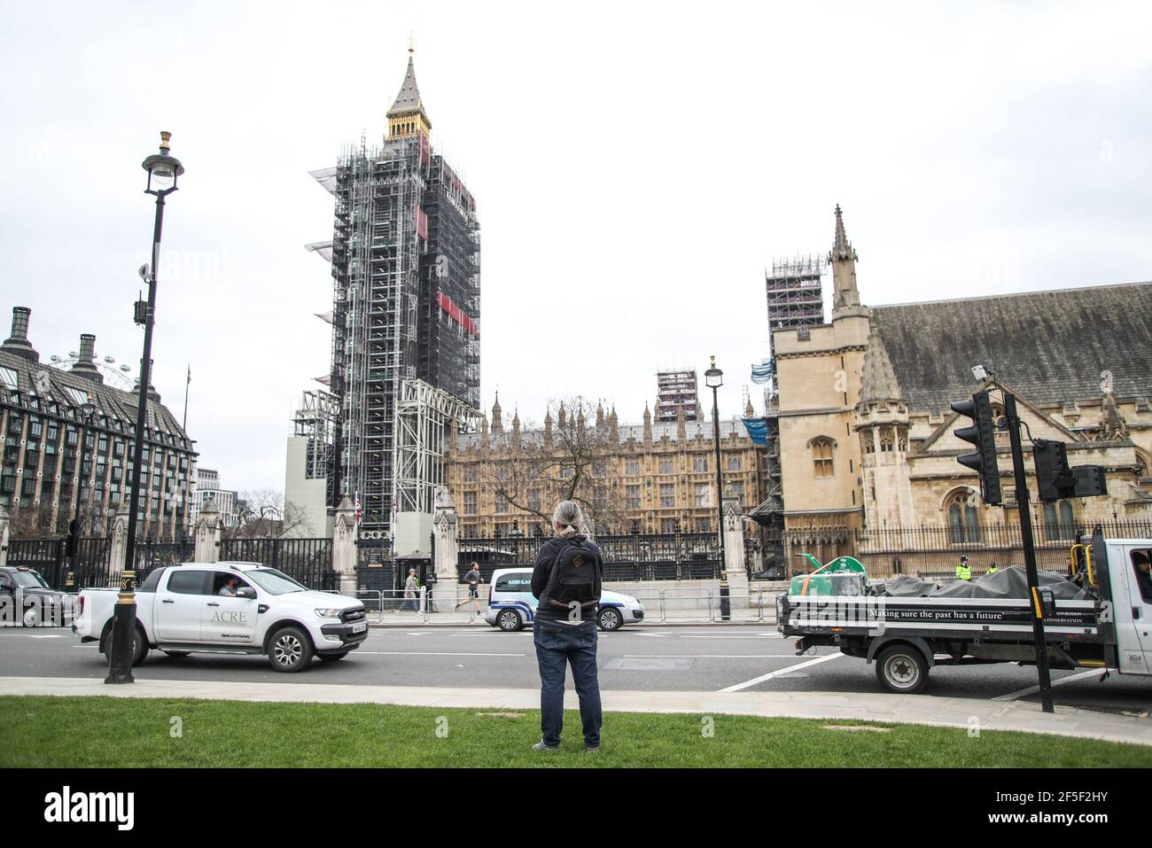 Stands outside the houses of parliament in london hi-res stock ...
