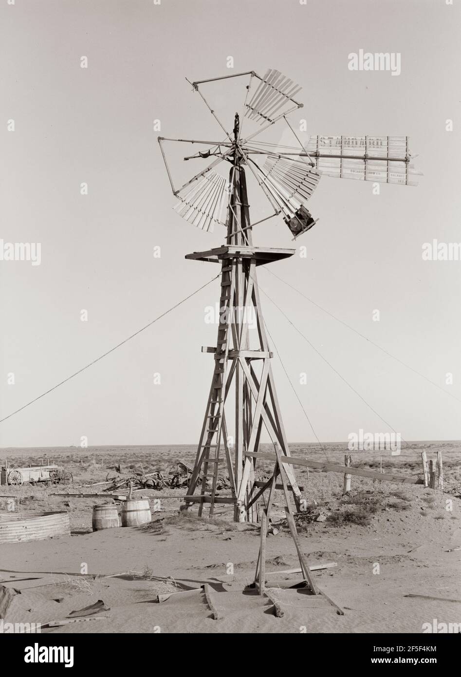 Deteriorating windmill. This farm was abandoned in 1937. Near Dalhart ...