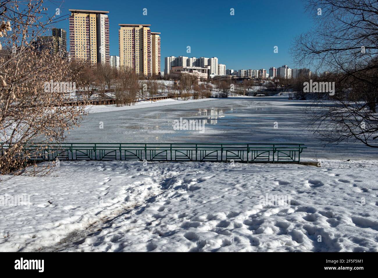 Sunny weather in Moscow, Russia Stock Photo - Alamy