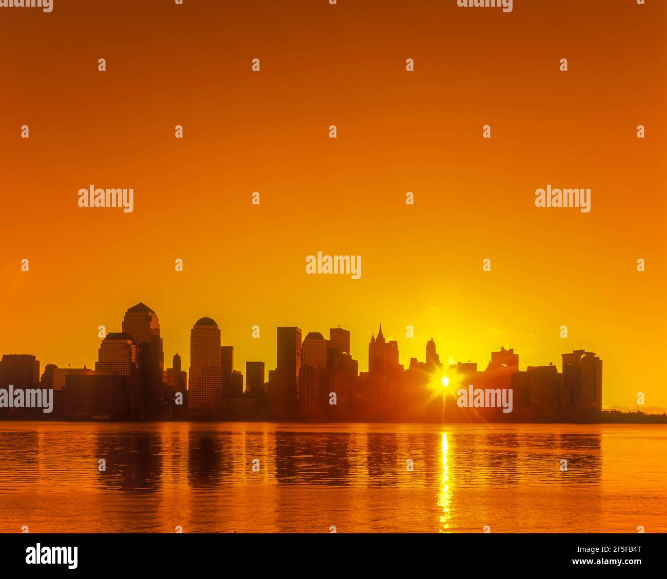 2002 HISTORICAL DOWNTOWN SKYLINE MANHATTAN NEW YORK CITY USA Stock ...