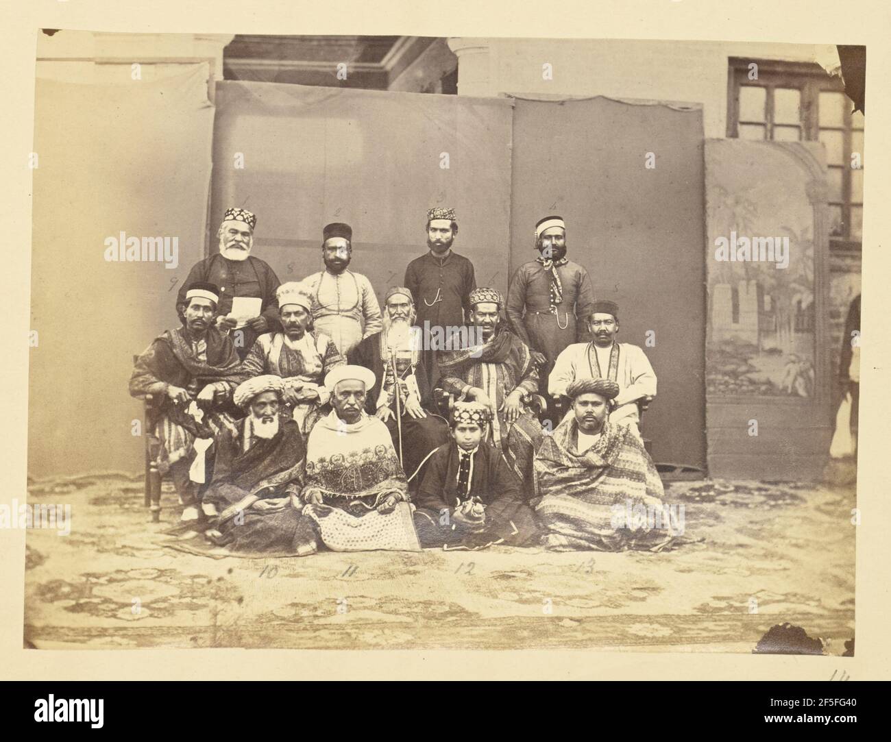 Group portrait men india hi-res stock photography and images - Alamy