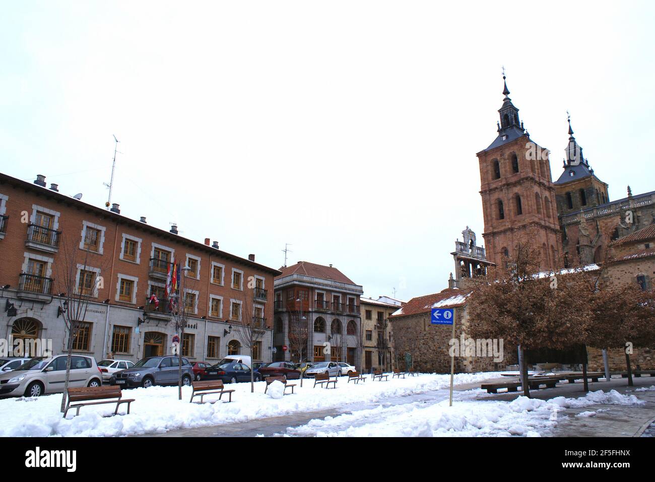 Astorga square hi-res stock photography and images - Alamy