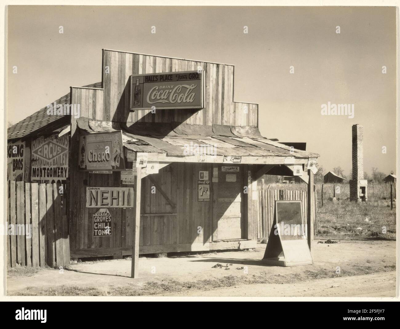 Roadside Store, Near Selma, Alabama. Walker Evans (American, 1903 ...