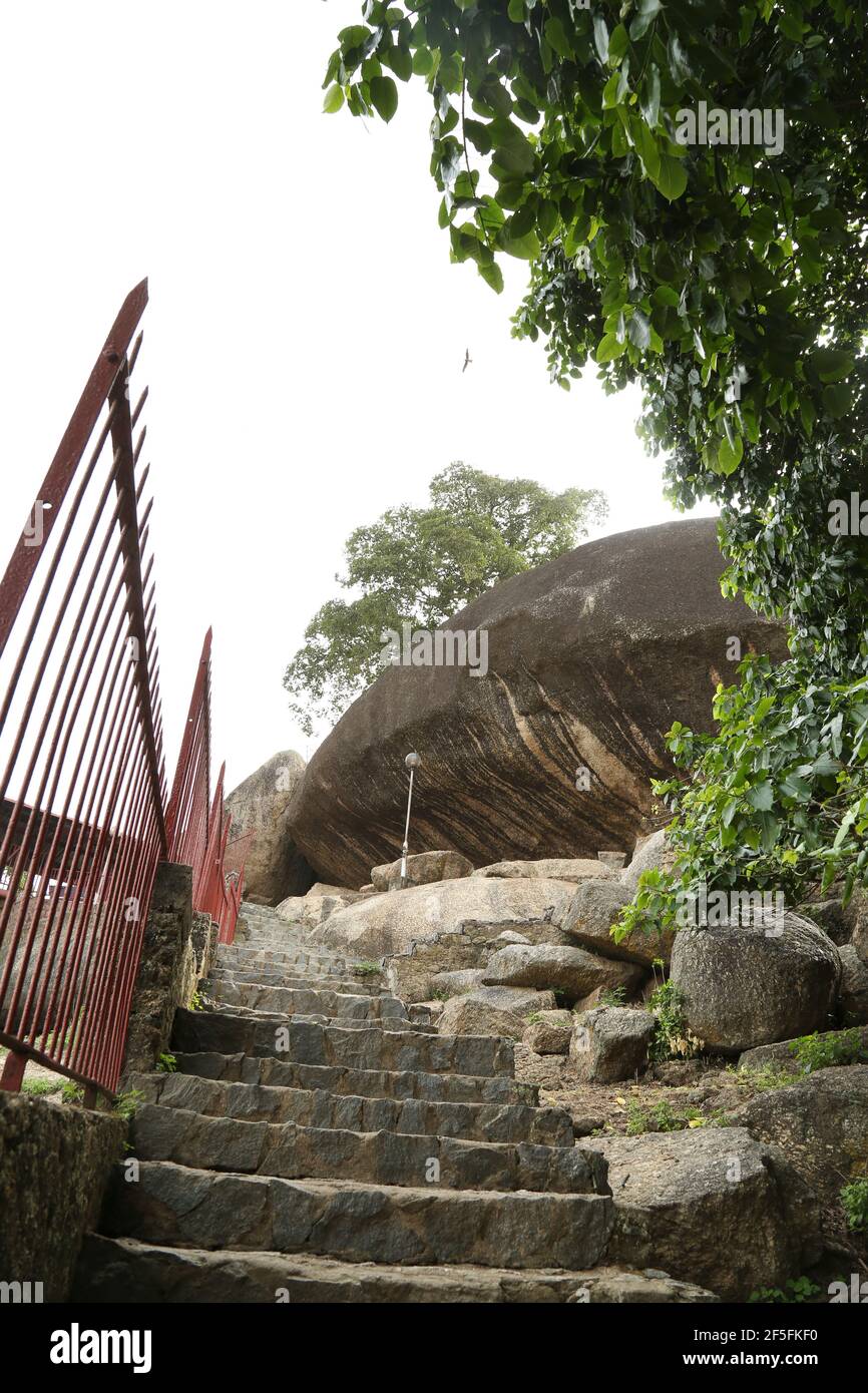 Olumo rock hi-res stock photography and images - Alamy