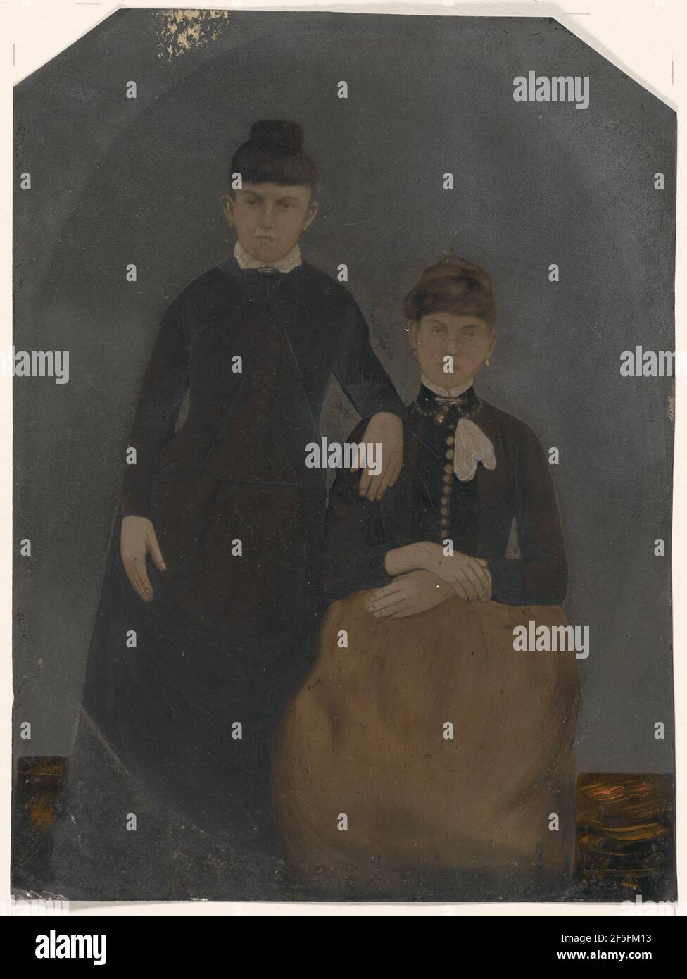 Two unknown young women hi-res stock photography and images - Alamy