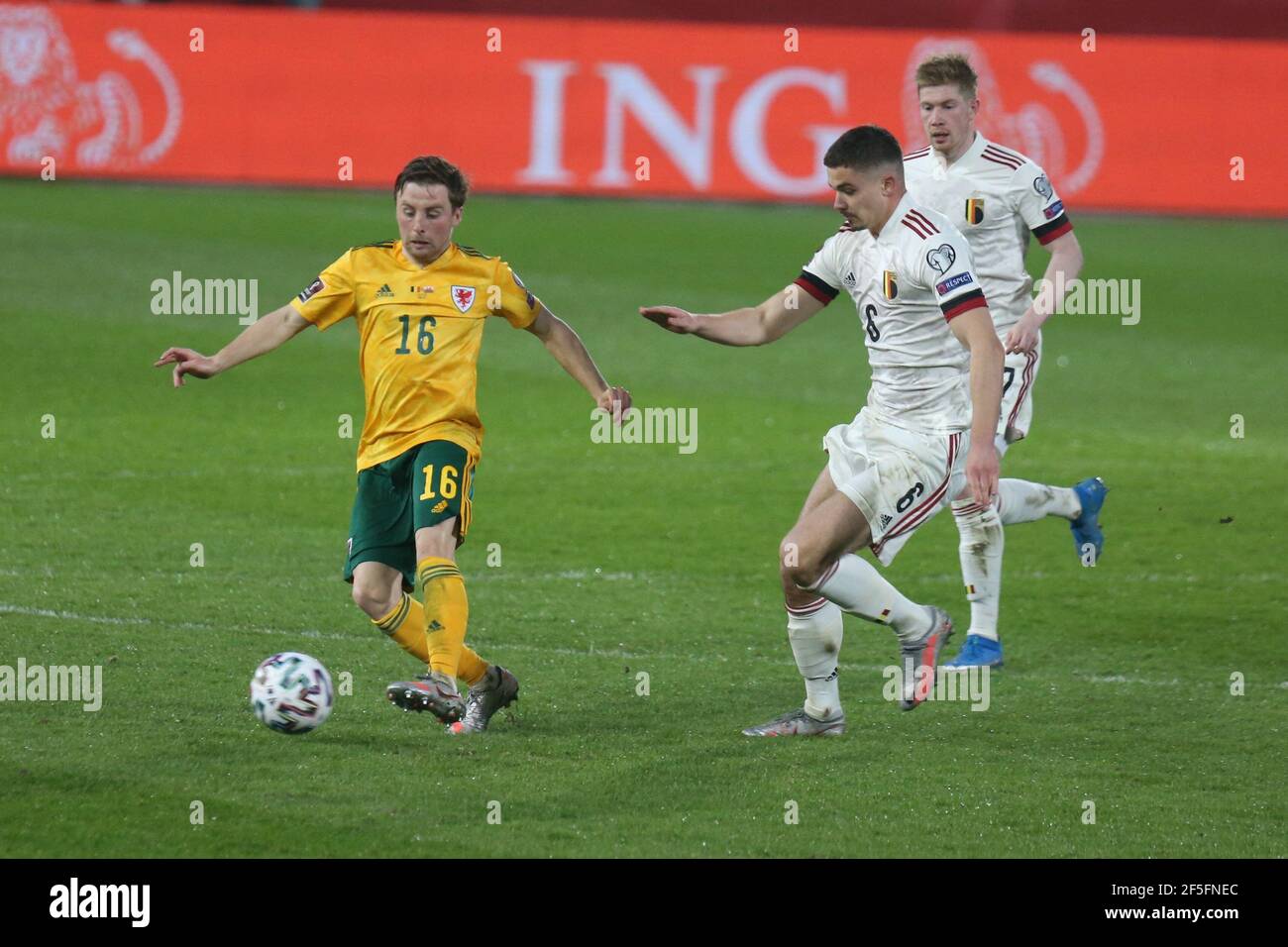 Leander Dendoncker of Belgium and Joe Morell of Walles during the FIFA ...