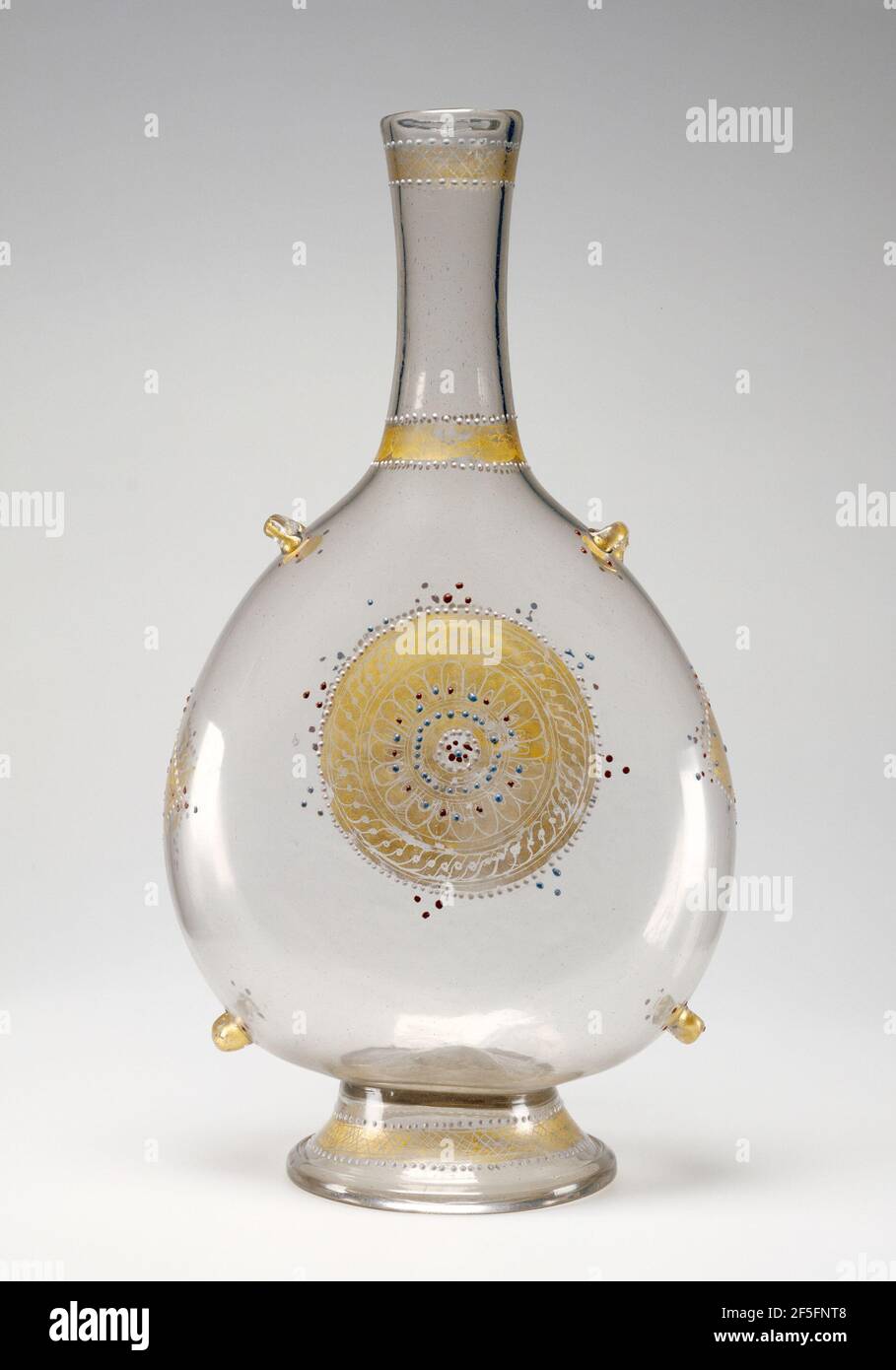 Pilgrim flask hi-res stock photography and images - Alamy