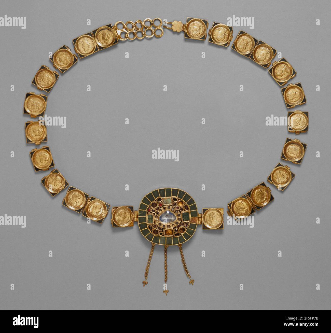 Squares abstract forms shapes hi-res stock photography and images - Alamy