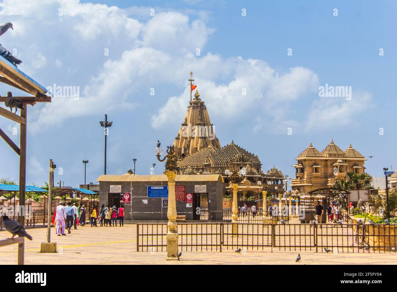 Somnath mandir hi-res stock photography and images - Alamy